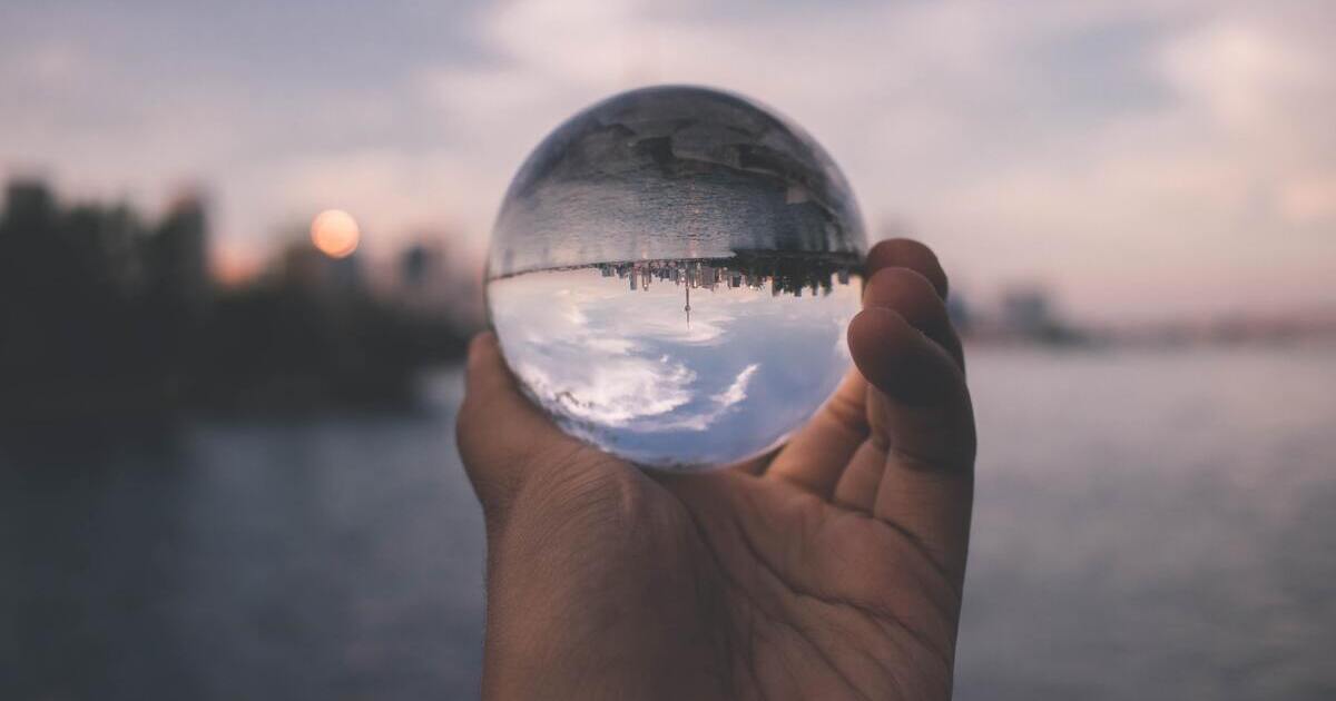 Perception crisis: questioning our worldview as a path toward ...